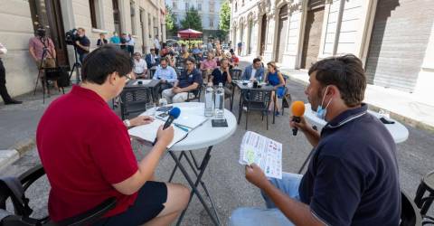 Vitovska se vrača na Devinski grad