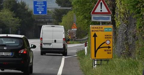 Sesljanski nadvoz bo kmalu spet prevozen